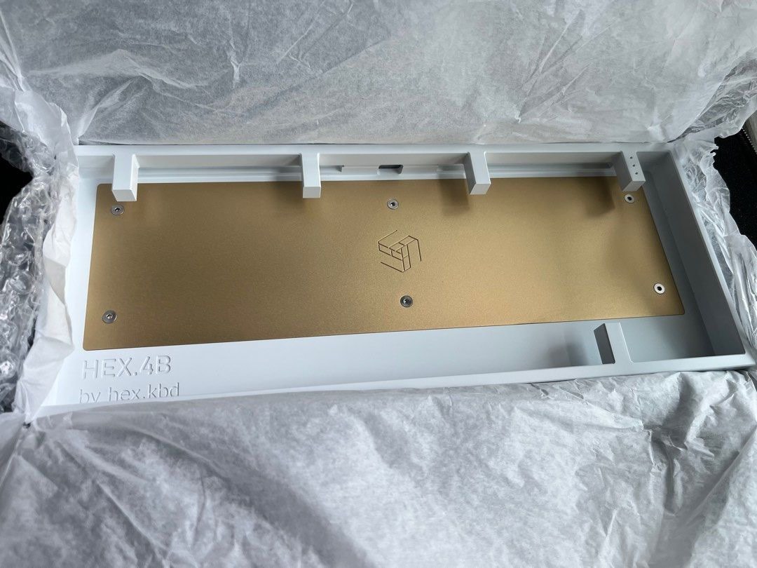 BNIB Hex 4B E White, Computers & Tech, Parts & Accessories, Computer ...