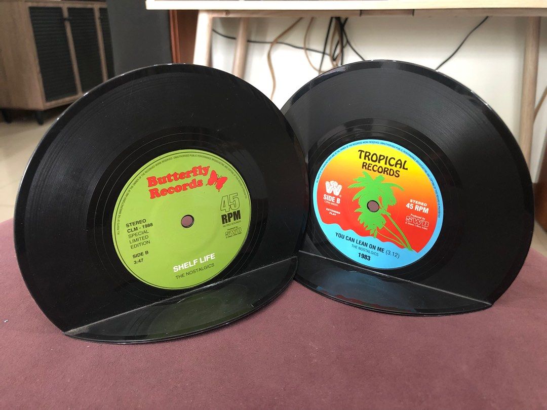 Bookholders/Bookends (45RPM Vinyl Record Design), Hobbies & Toys, Music ...