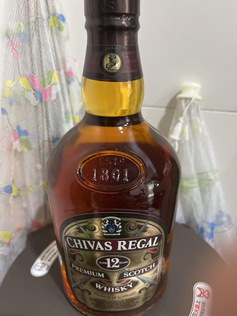 Chivas Regal Aged 12 years premium scotch whisky, Food & Drinks ...