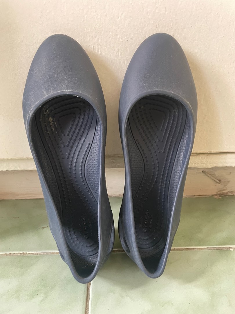 Crocs doll shoes, Women's Fashion, Footwear, Flats & Sandals on Carousell