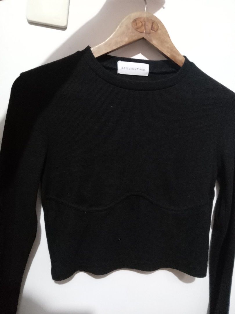Crotop, Women's Fashion, Tops, Longsleeves on Carousell