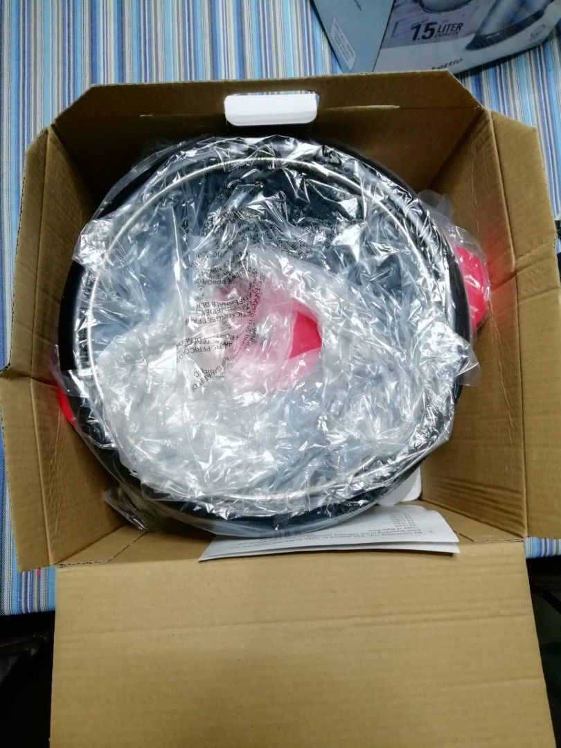 DOWELL rice cooker RC-50, TV & Home Appliances, Kitchen Appliances ...