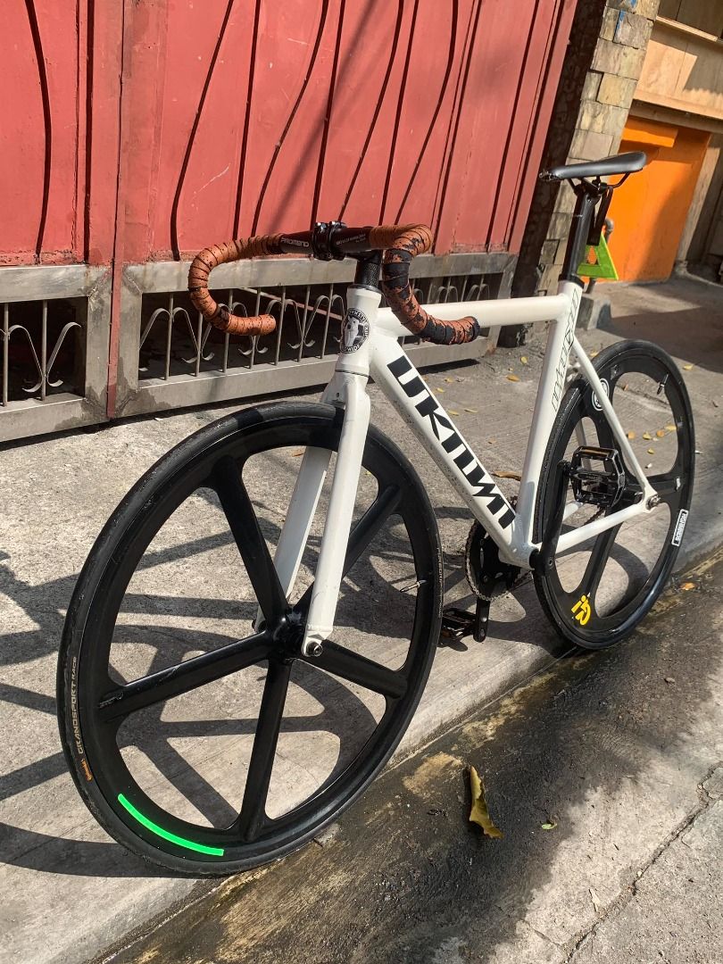 ds aero frameset repainted to unknown, Sports Equipment, Bicycles ...