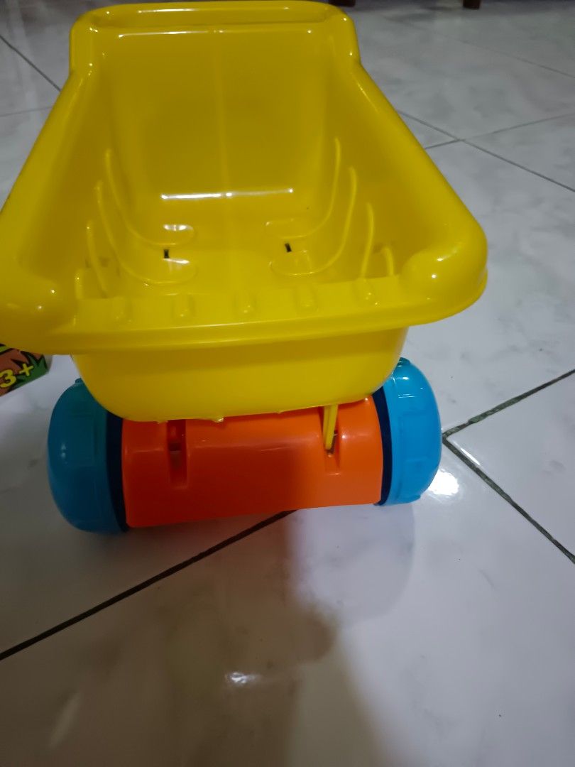 dumpy dump truck, Babies & Kids, Infant Playtime on Carousell