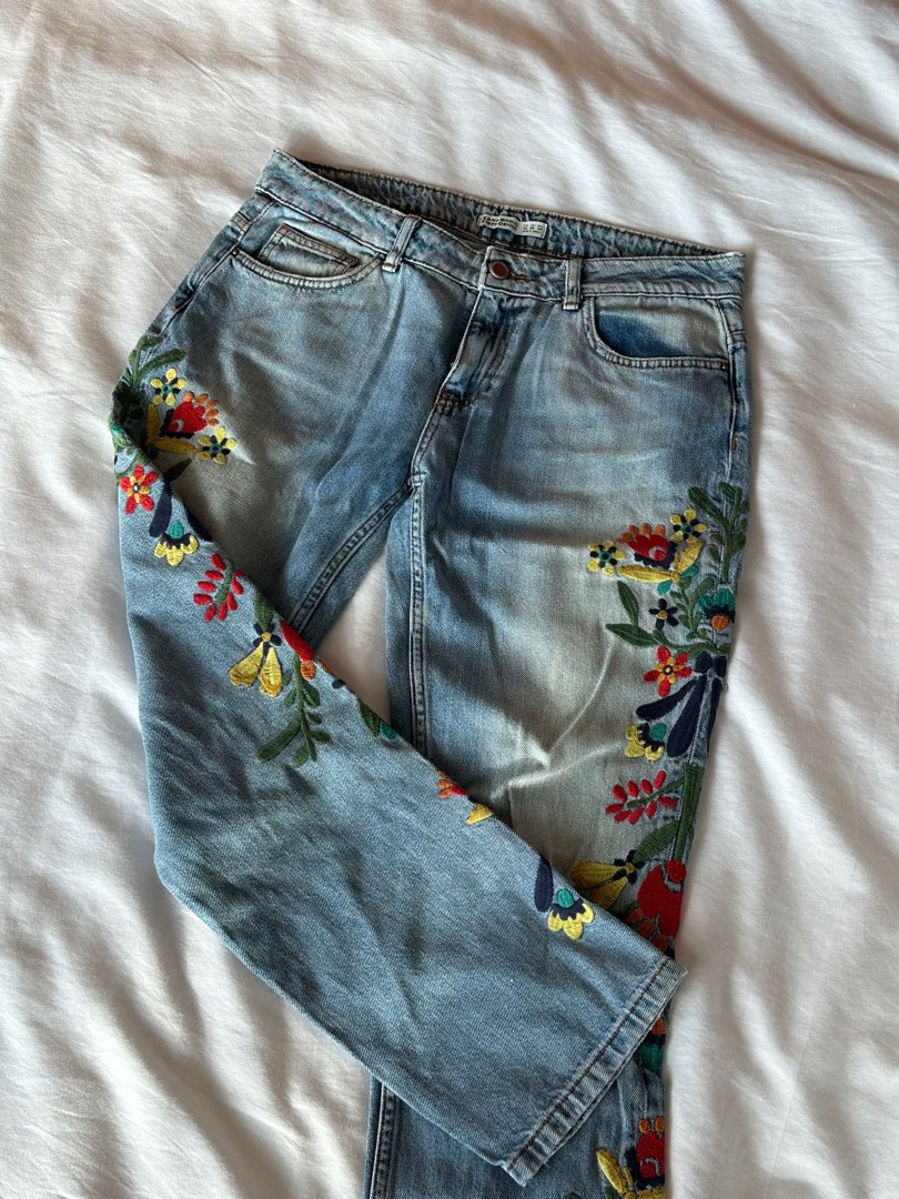 Embroidered Denim Jeans Zara, Women's Fashion, Bottoms, Jeans on Carousell
