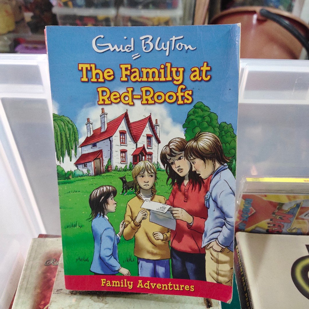 Enid Blyton - The Family at Red-Roofs #31, Hobbies & Toys, Books ...
