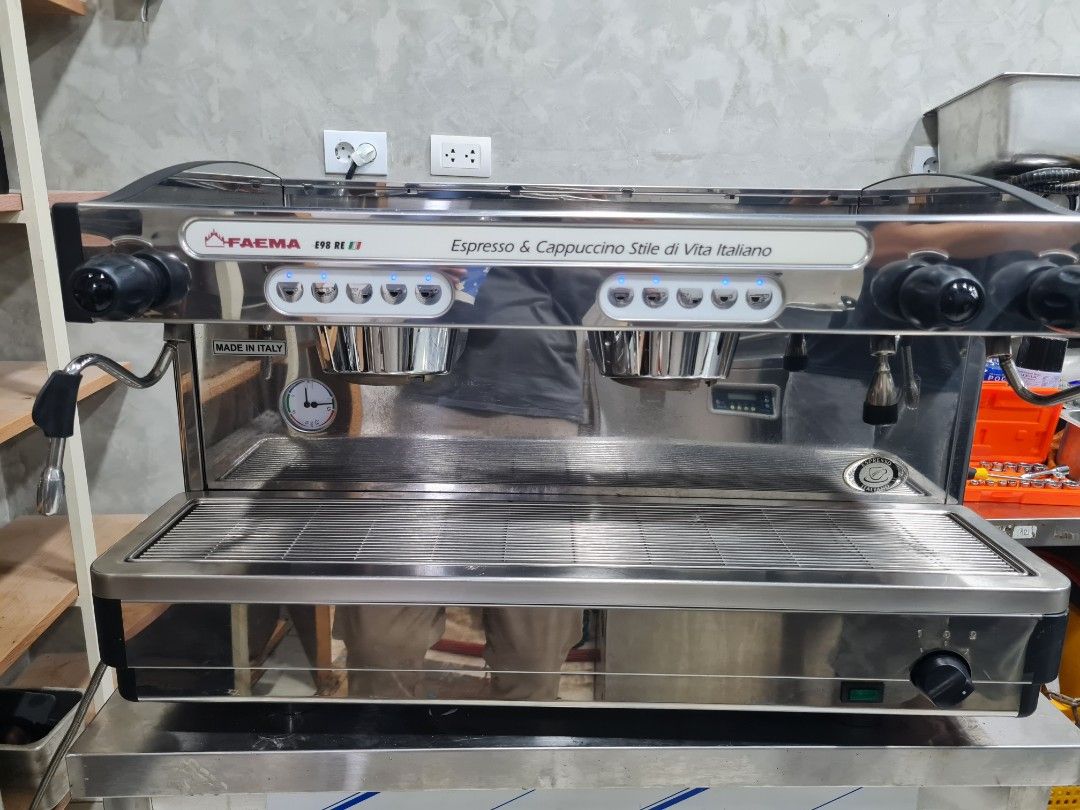 FAEMA E98 RE 2 GROUP | ESPRESSO MACHINE | COFFEE MACHINE, TV & Home ...
