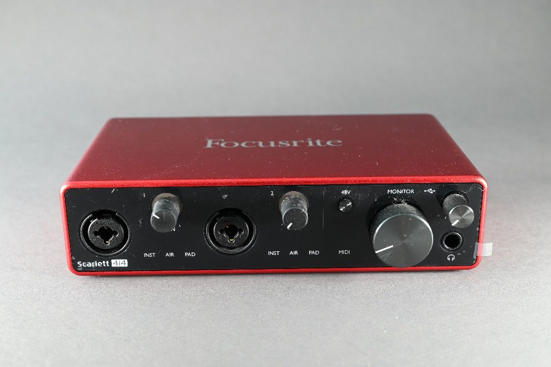 Focusrite Scarlet 4i4 (GEN 3) and M-Audio NOVA, Audio, Other Audio ...