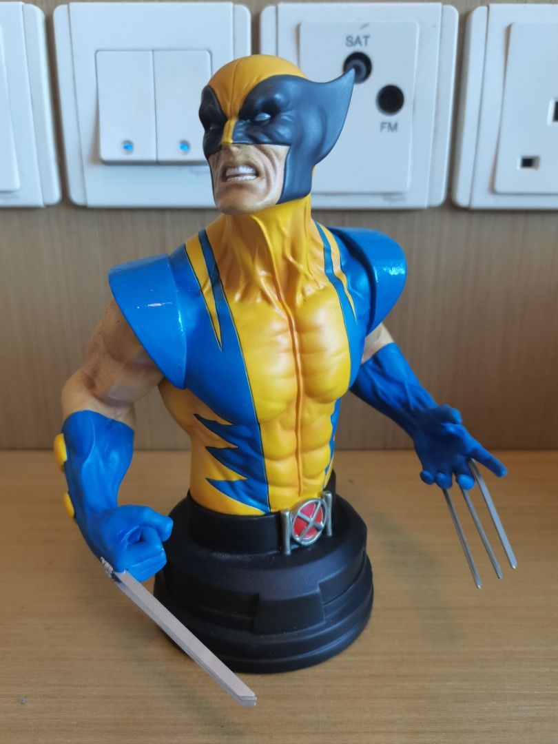 Gentle Giant Wolverine Mini Bust Limited Edition 850, Hobbies & Toys ...