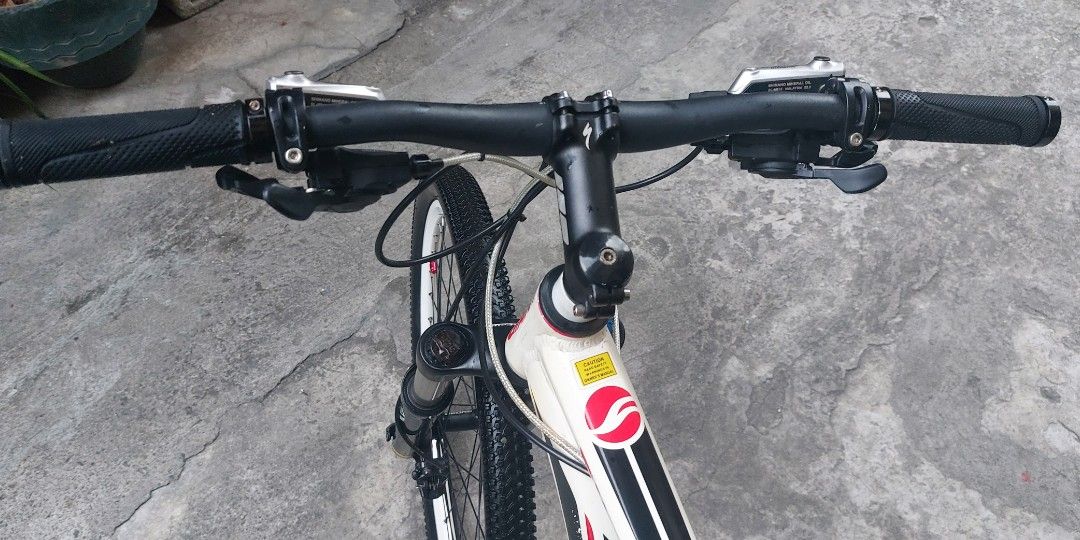 GIANT ALLUXX XTC MTB (Large size frame 26" set up as of now, Community ...