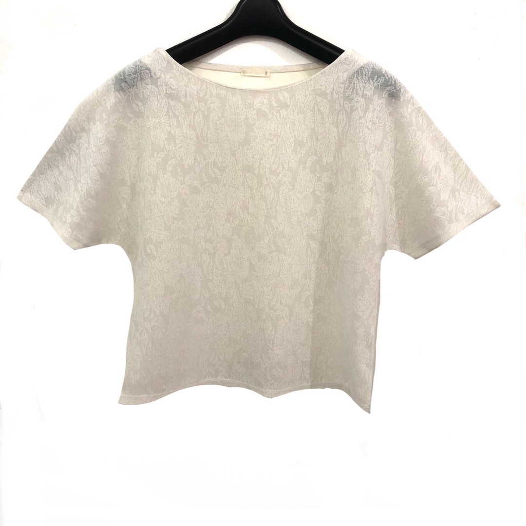 GU by Uniqlo Semi Formal Tops, Women's Fashion, Tops, Shirts on Carousell