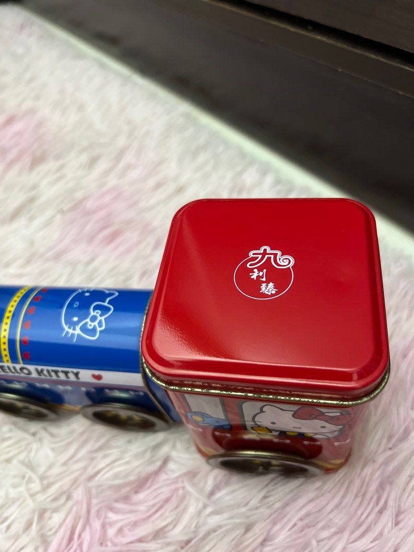 Hello Kitty Tin Can, Hobbies & Toys, Toys & Games on Carousell