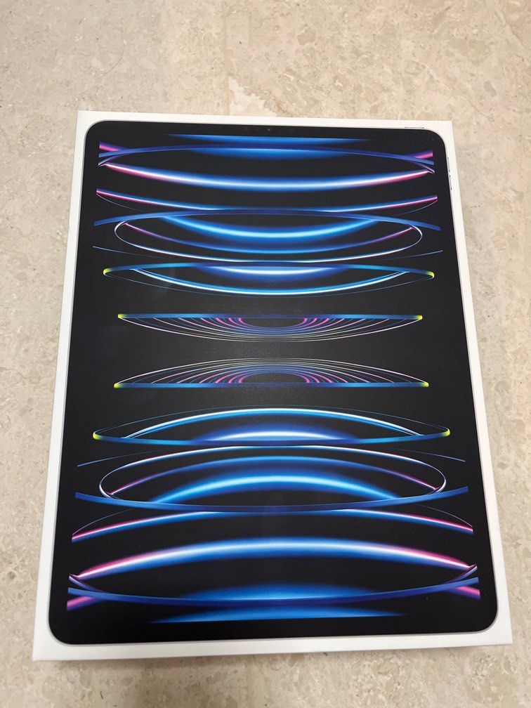 iPad Pro 12.9-inch (6th Generation)Wi-Fi, Mobile Phones & Gadgets, Tablets, iPad on Carousell