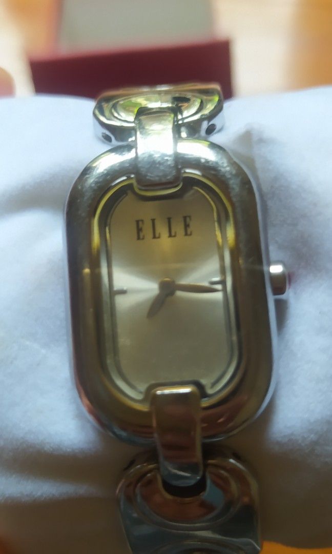 Jam Tangan Elle Original, Barang Mewah, Tas & Dompet di Carousell