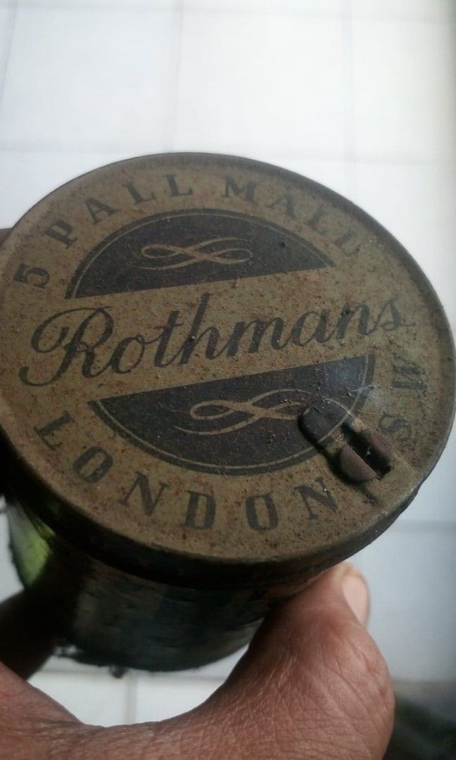 Kaleng Rokok tua, Antik, Pajangan di Carousell