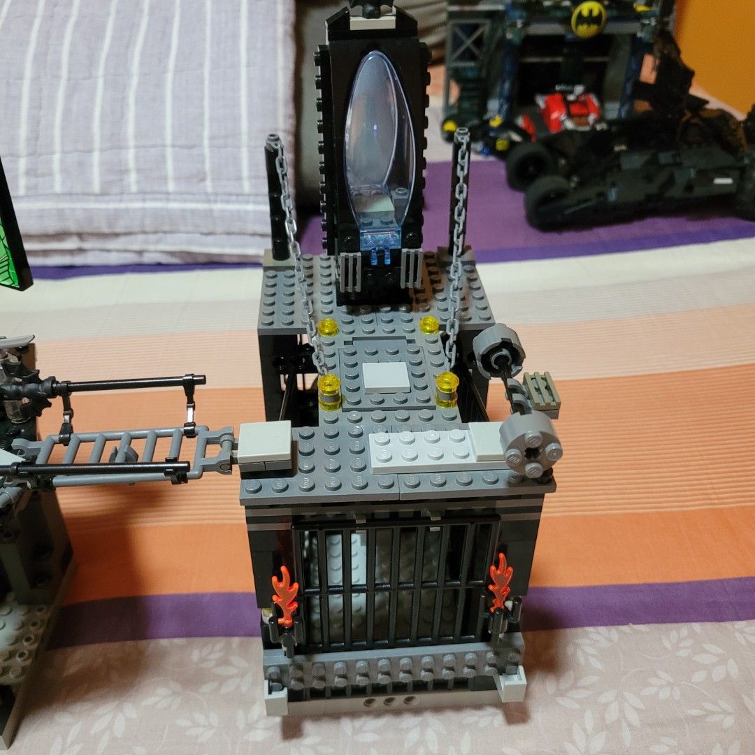 LEGO 7783 & LEGO 6860 The Batcave Batman Dark Knight, Hobbies & Toys ...