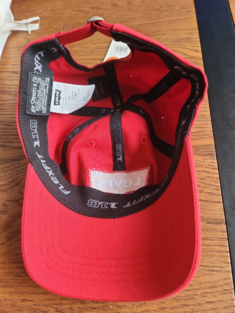 Levi's brand new cap, Men's Fashion, Watches & Accessories, Caps & Hats ...