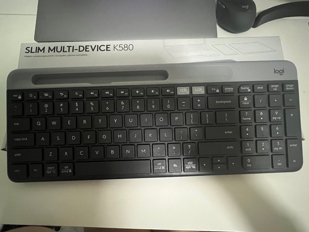 Logitech Wireless Keyboard K580 Computers And Tech Parts And Accessories Computer Keyboard On
