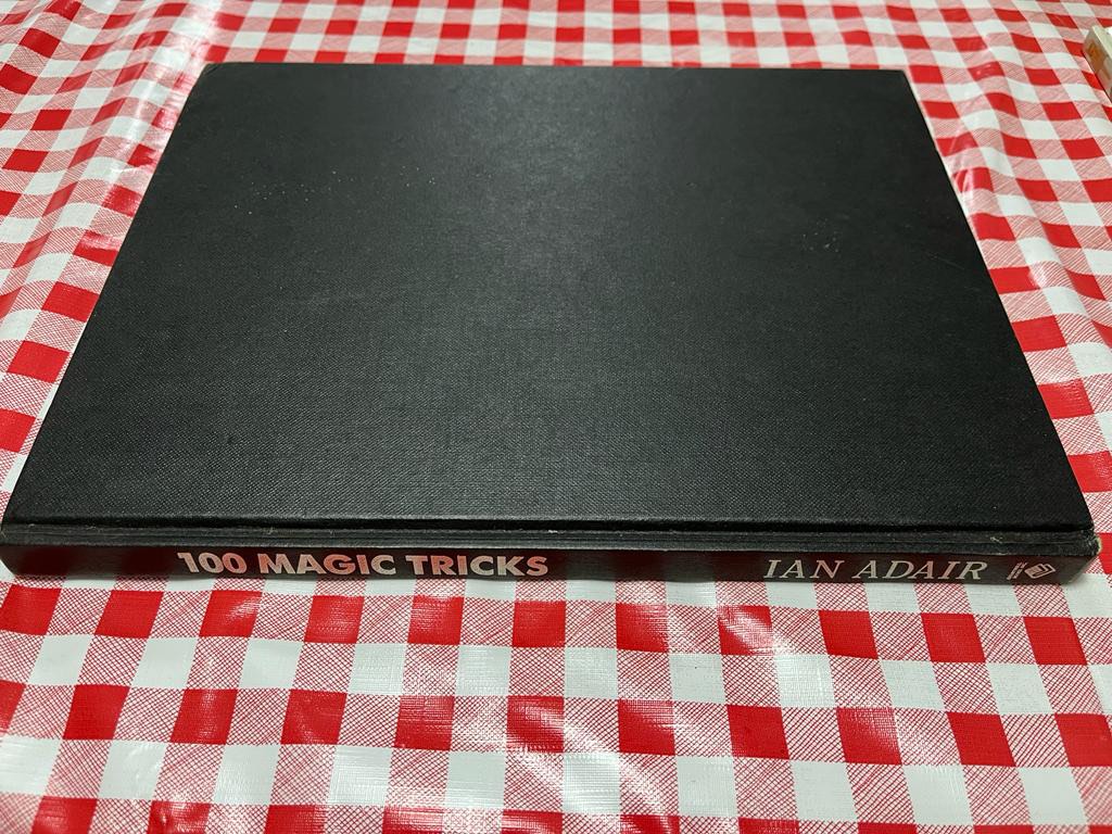 Magic trick book, Hobbies & Toys, Books & Magazines, Children's Books ...