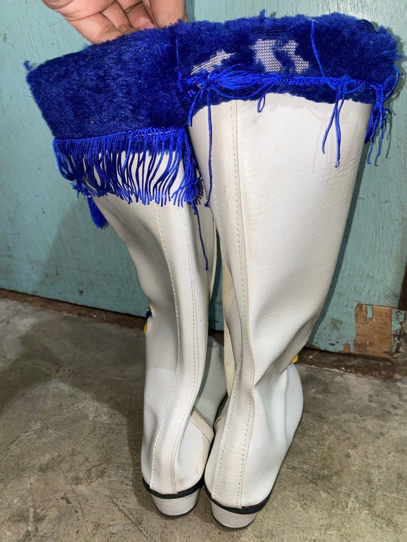 Majorette Boots for Kids, Women's Fashion, Footwear, Boots on Carousell