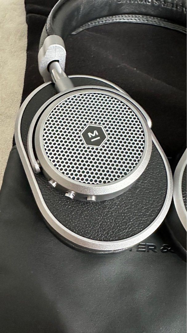 Master & Dynamic MW65, Audio, Headphones & Headsets on Carousell