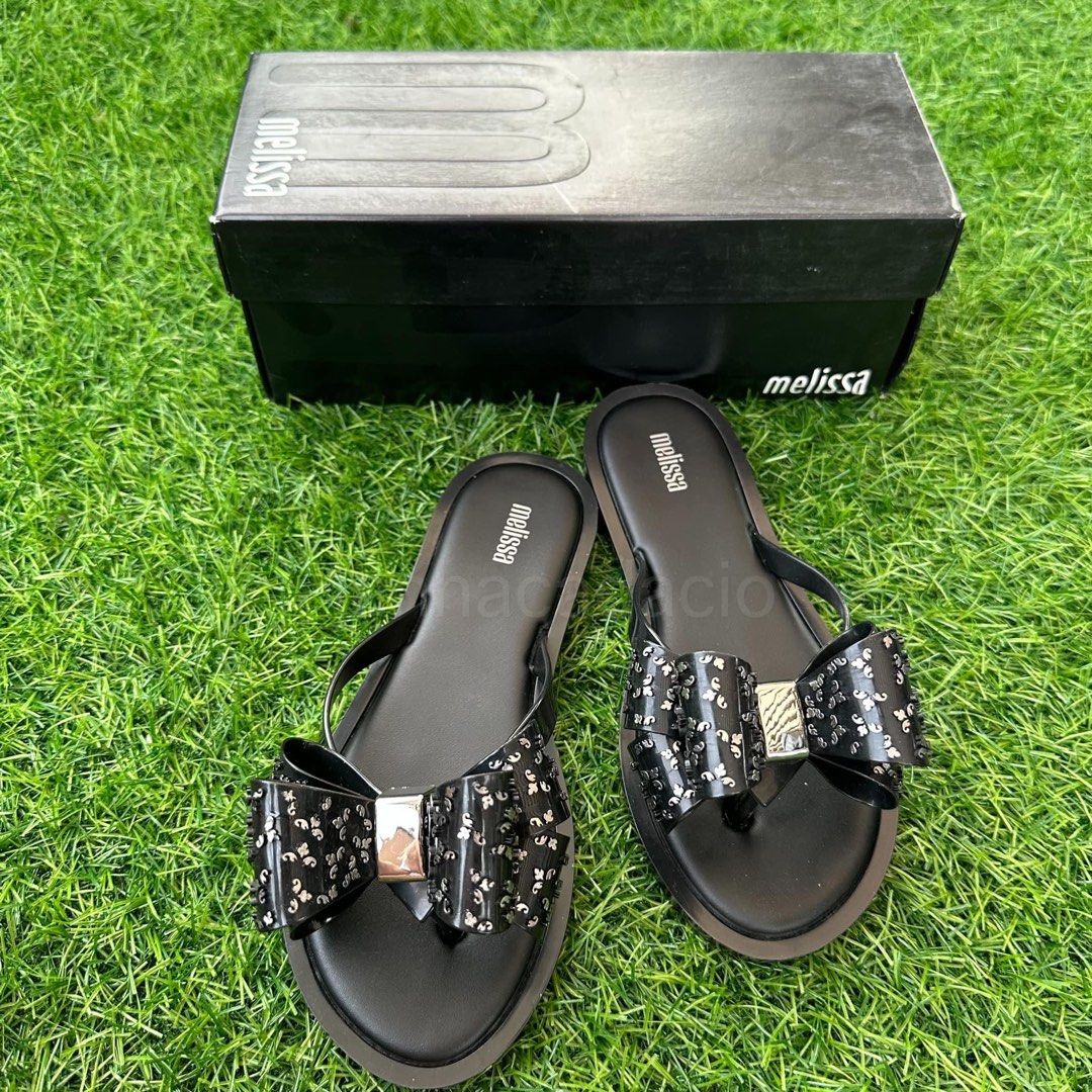 Melissa Slipper US6, Women's Fashion, Footwear, Slippers and slides on ...