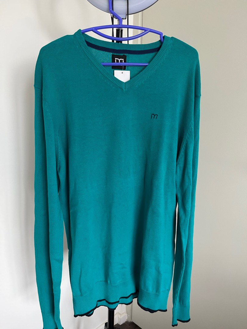 Milano sweater / L / a little stain / salee, Women's Fashion, Tops ...