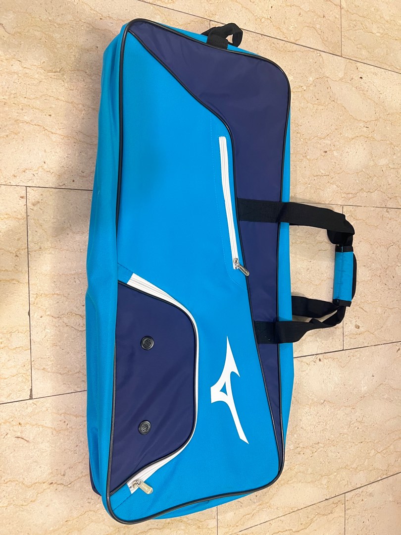 Mizuno Badminton Racket Bag, Sports Equipment, Other Sports Equipment ...
