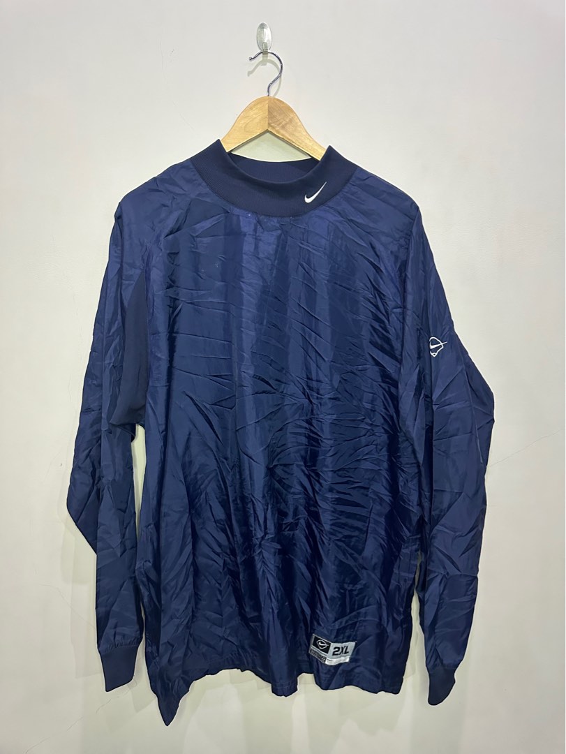 NIKE TURTLE NECK, Men's Fashion, Coats, Jackets and Outerwear on Carousell