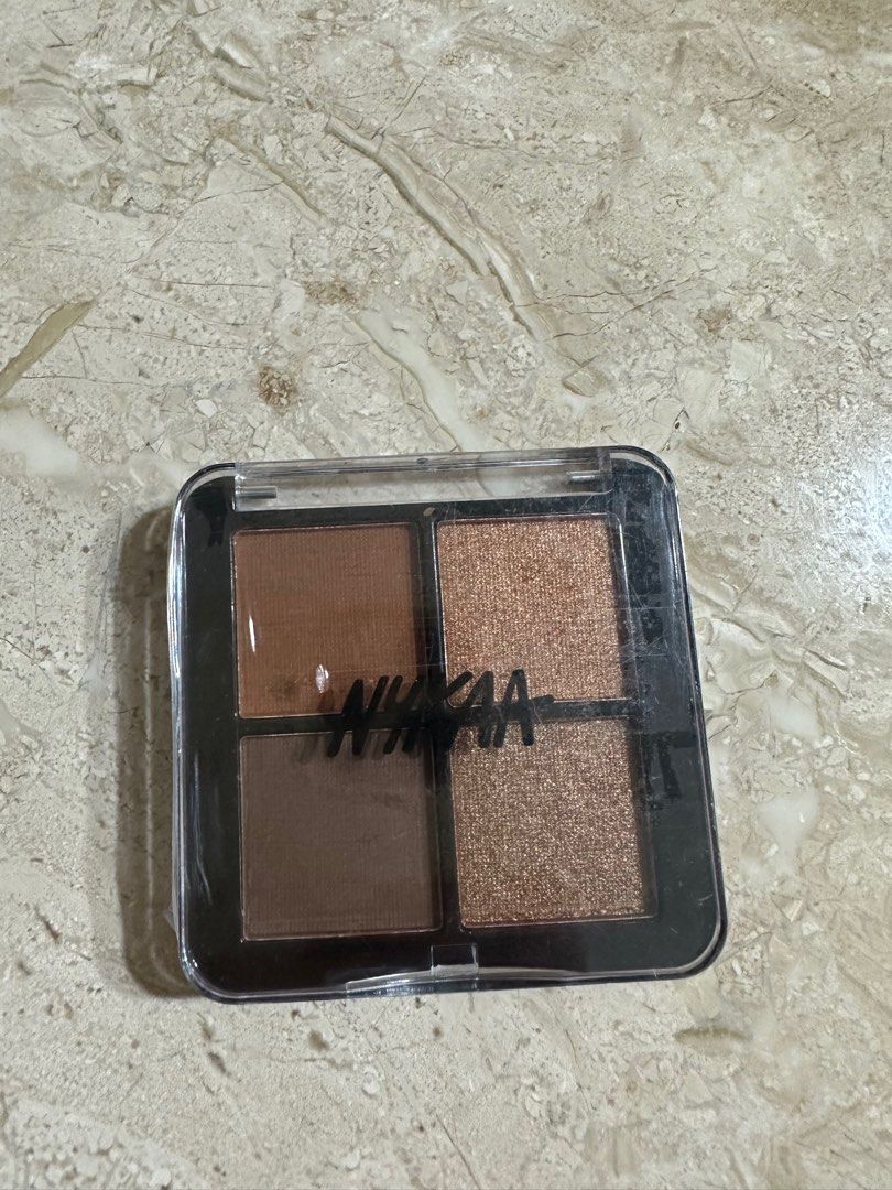 Nykaa eyeshadow palette, Kesehatan & Kecantikan, Rias Wajah di Carousell