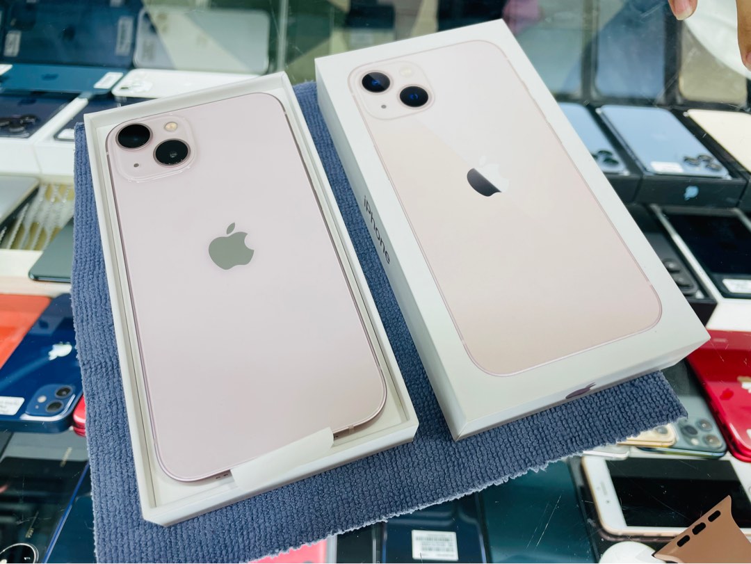 Original iPhone 13 128gb factory unlock 100% smooth with original box ...