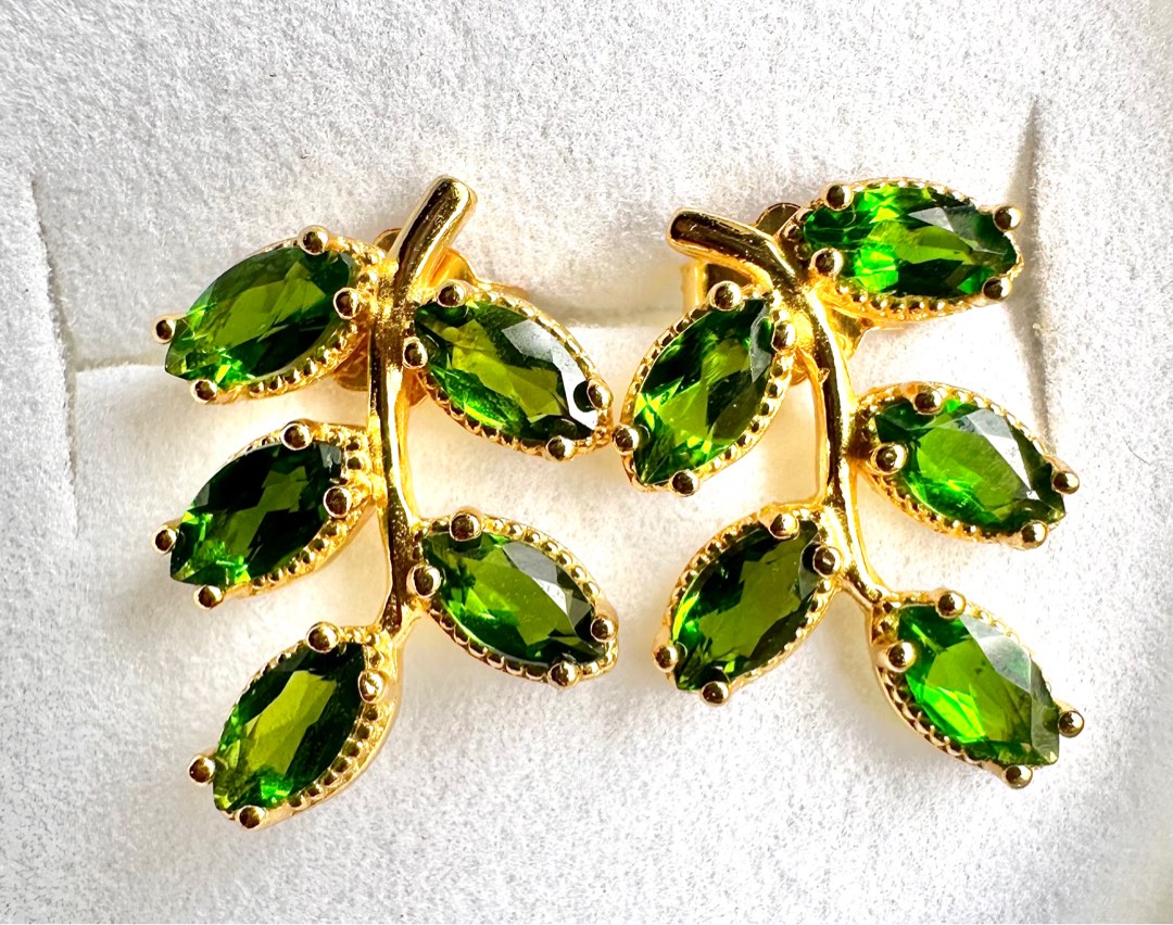 Peridot earrings, Women's Fashion, Jewelry & Organizers, Earrings on ...