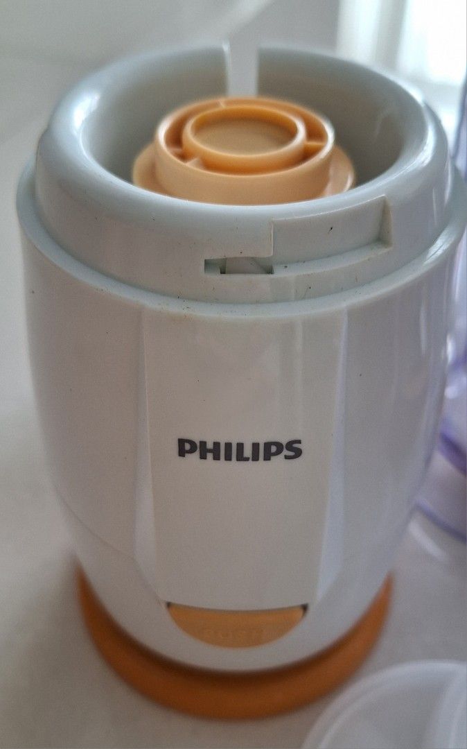 Philips Mini Blender with Wet and Dry Mills, TV & Home Appliances ...