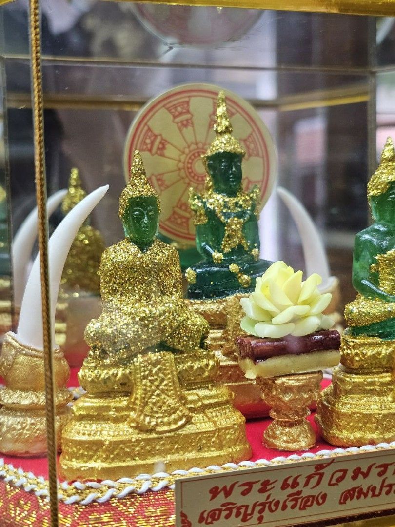 Phra Keaw Mini Bucha with Display Box, Hobbies & Toys, Memorabilia ...