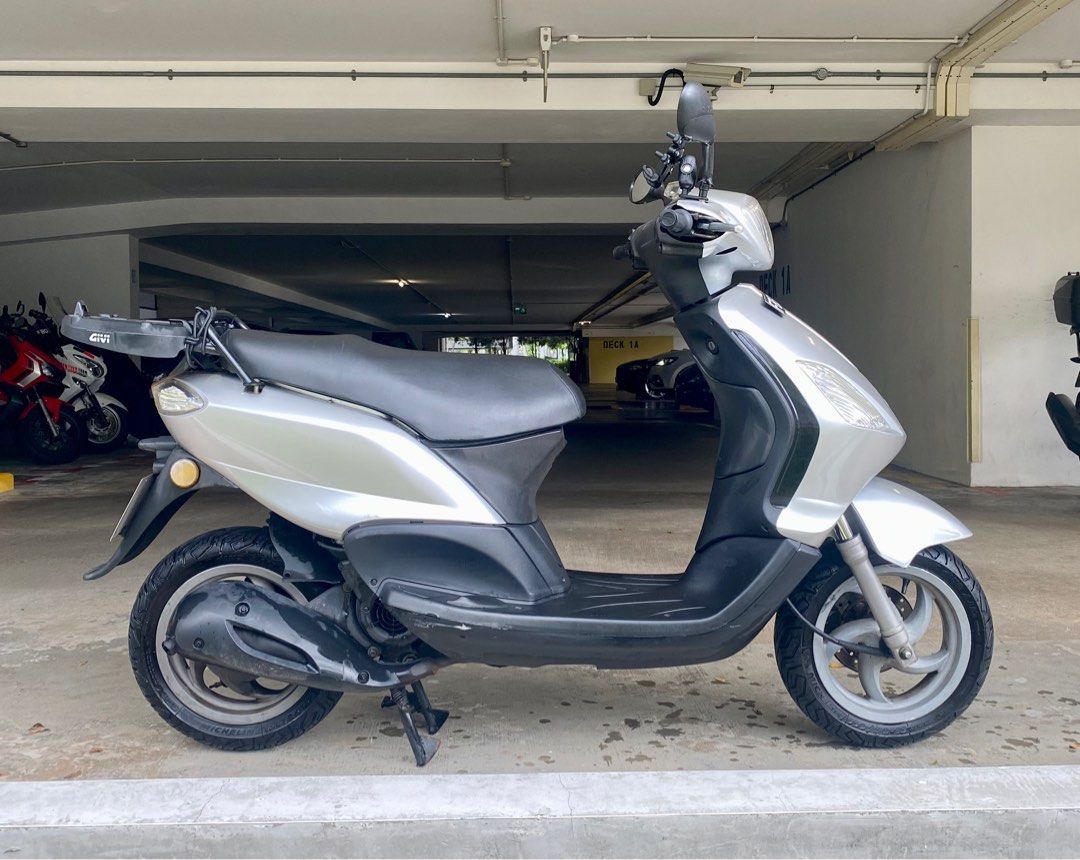 Piaggio Fly 150 automatic scooter Dec 2025, Motorcycles, Motorcycles ...