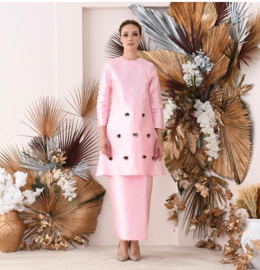 Pink Baju Kurung - Dewi Diary, Women's Fashion, Muslimah Fashion, Baju ...