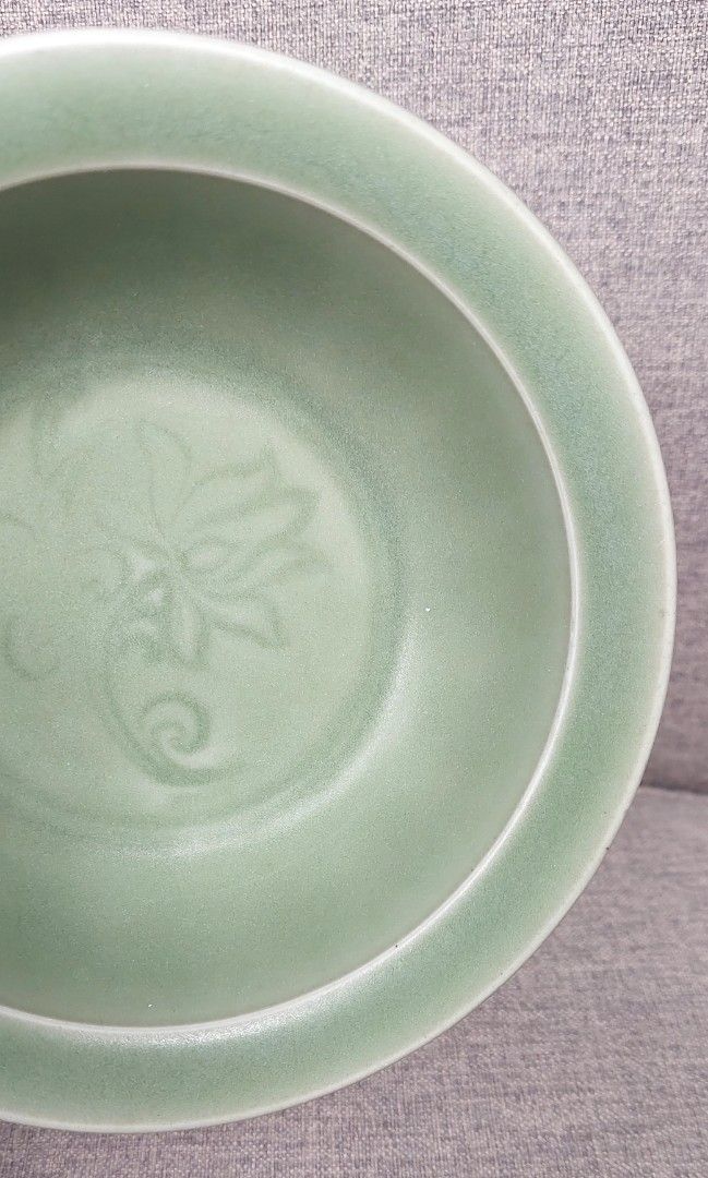 Piring celadon kuno song dynasty, Antik, Pajangan di Carousell