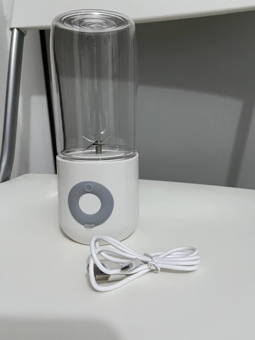 Portable USB blender, TV & Home Appliances, Kitchen Appliances, Juicers ...