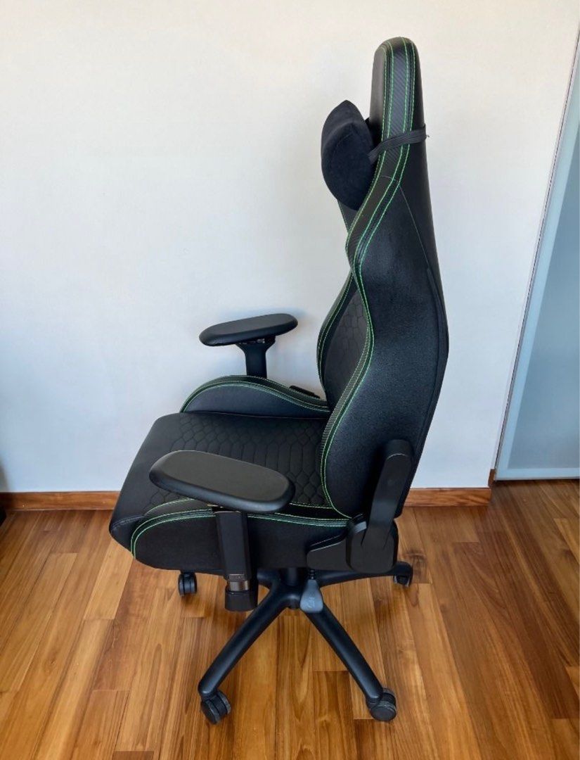 RAZER Iskur - Black / Green Gaming Chair with Built-in Lumbar Support ...