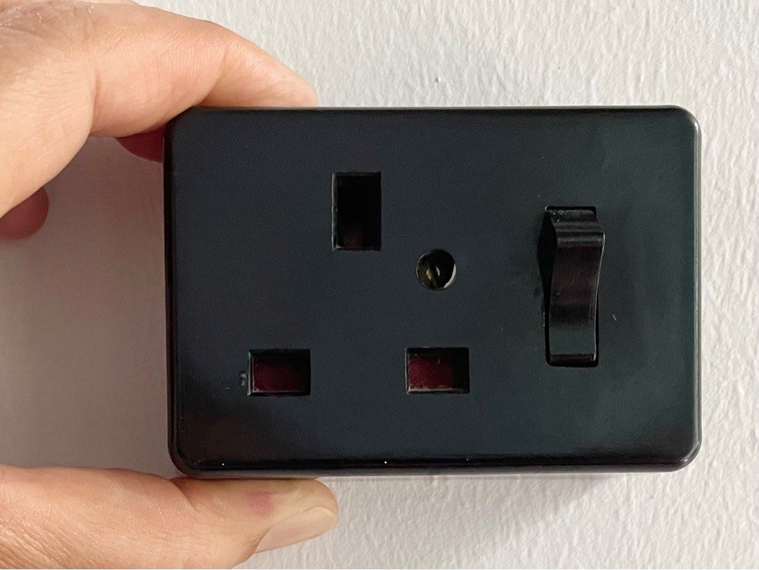 Retro look black electrical socket (13A), TV & Home Appliances ...