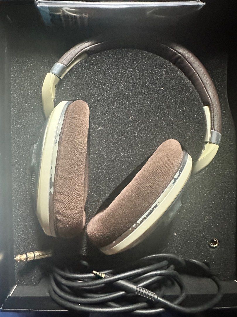 Sennheiser HD599, Audio, Headphones & Headsets on Carousell