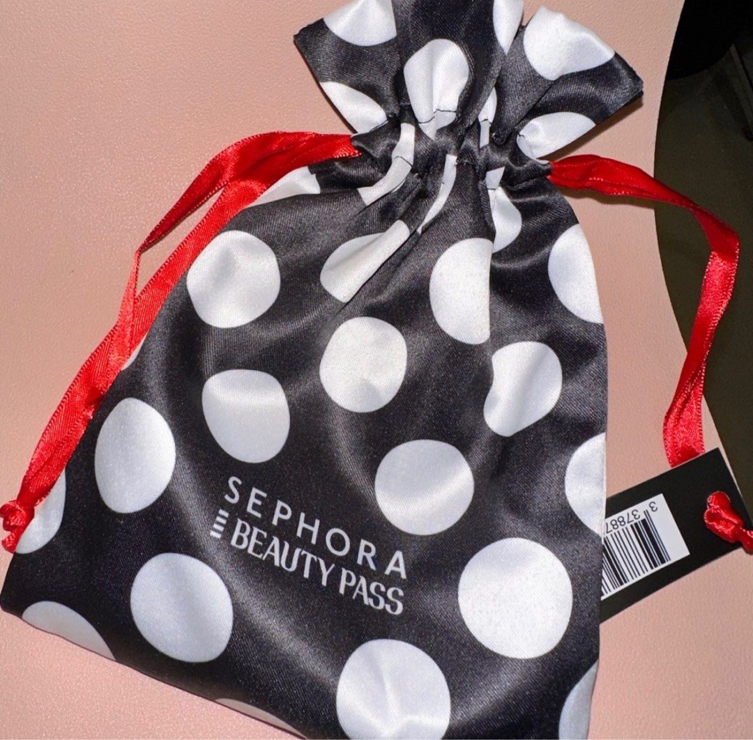 Sephora Pouch Bag, Beauty & Personal Care, Bath & Body, Bath on Carousell