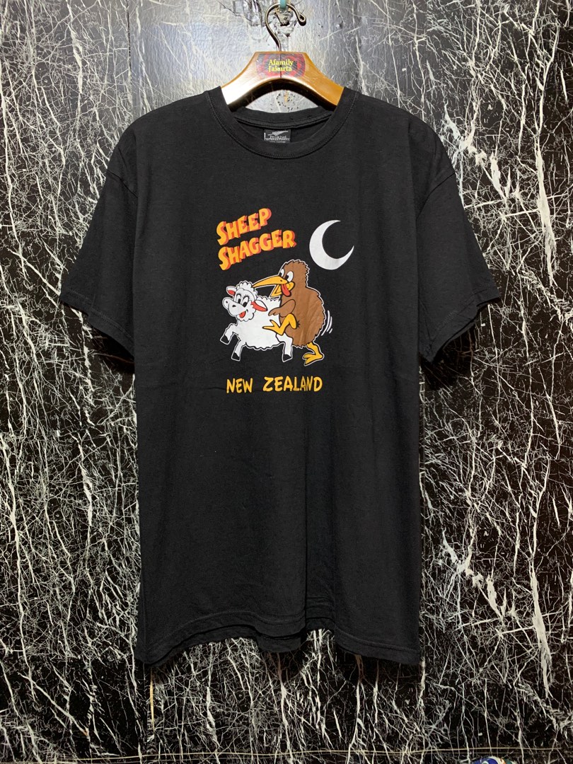 Sheep shagger, Fesyen Pria, Pakaian , Atasan di Carousell