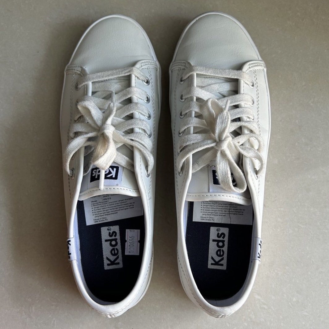 Sneakers Keds, Fesyen Wanita, Sepatu di Carousell