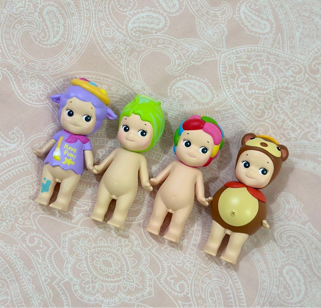 Sonny Angel wtt lft easter sheep, cabbage, jelly bean, raccoon, Hobbies ...