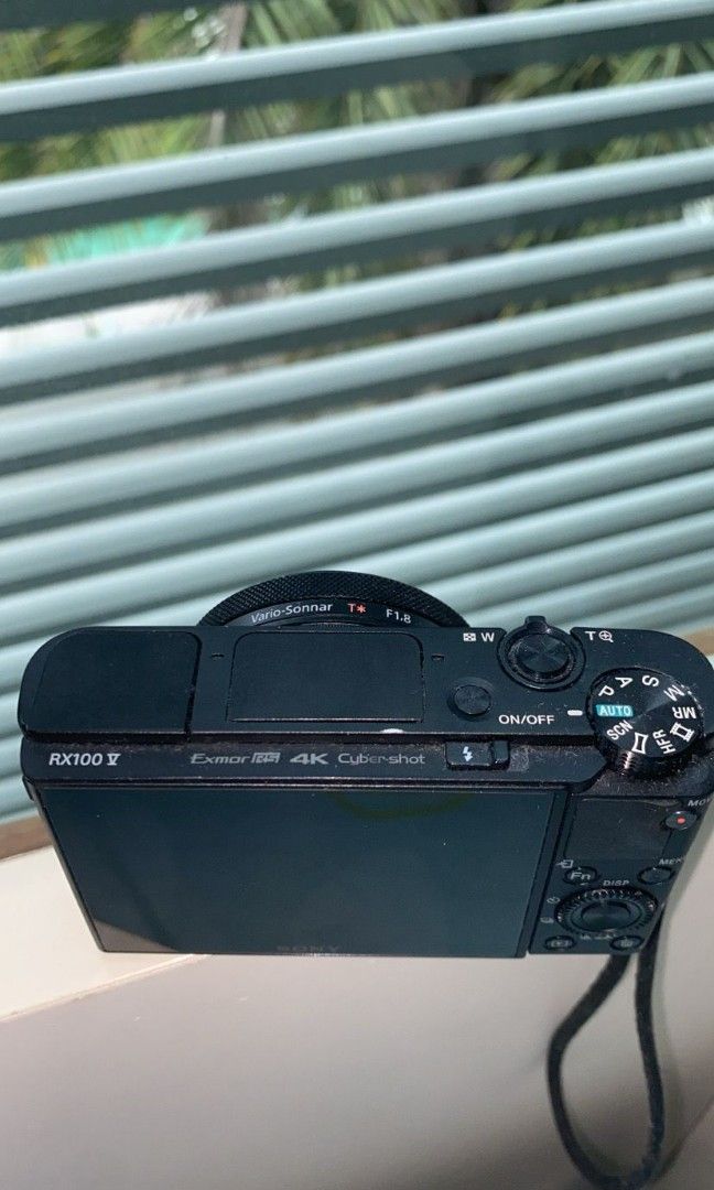 Sony RX100M5 Camera, Photography, Cameras on Carousell