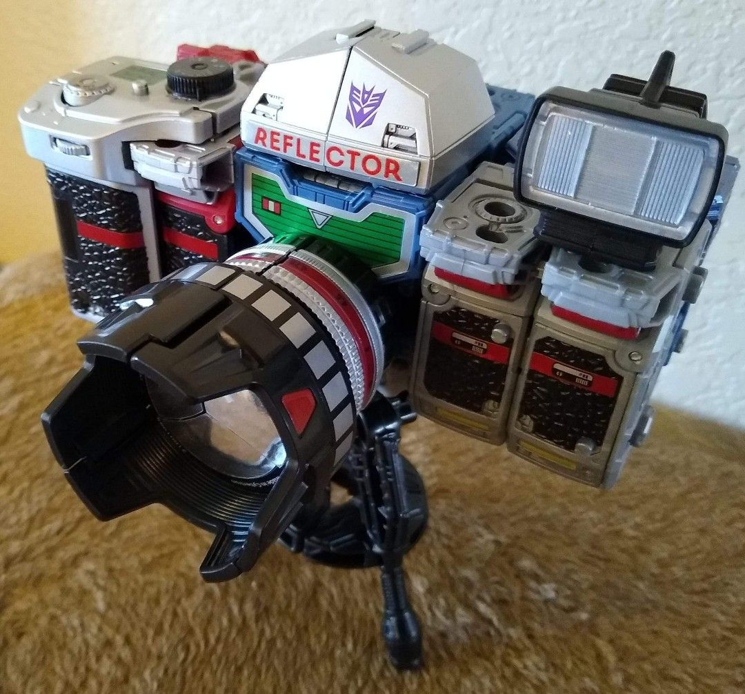 Transformers WFC Siege SDCC Reflector, Hobbies & Toys, Toys & Games on ...