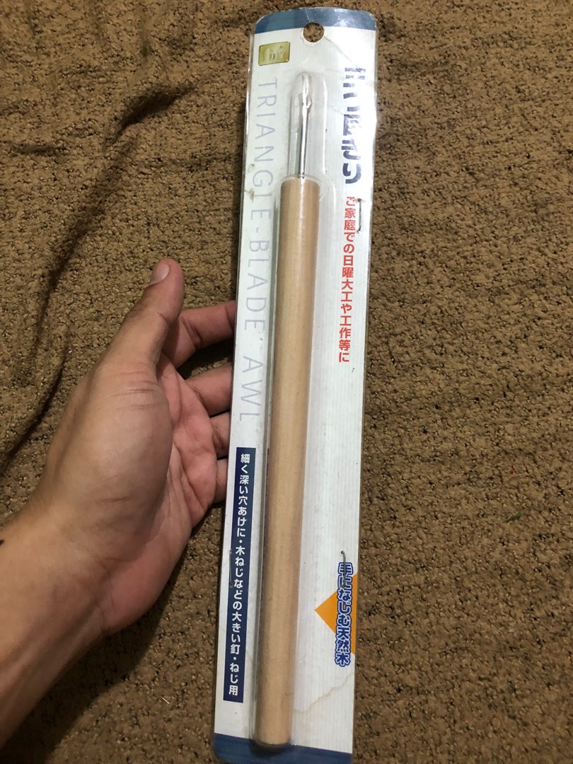 Triangle blade Awl, Hobbies & Toys, Stationary & Craft, Craft Supplies ...