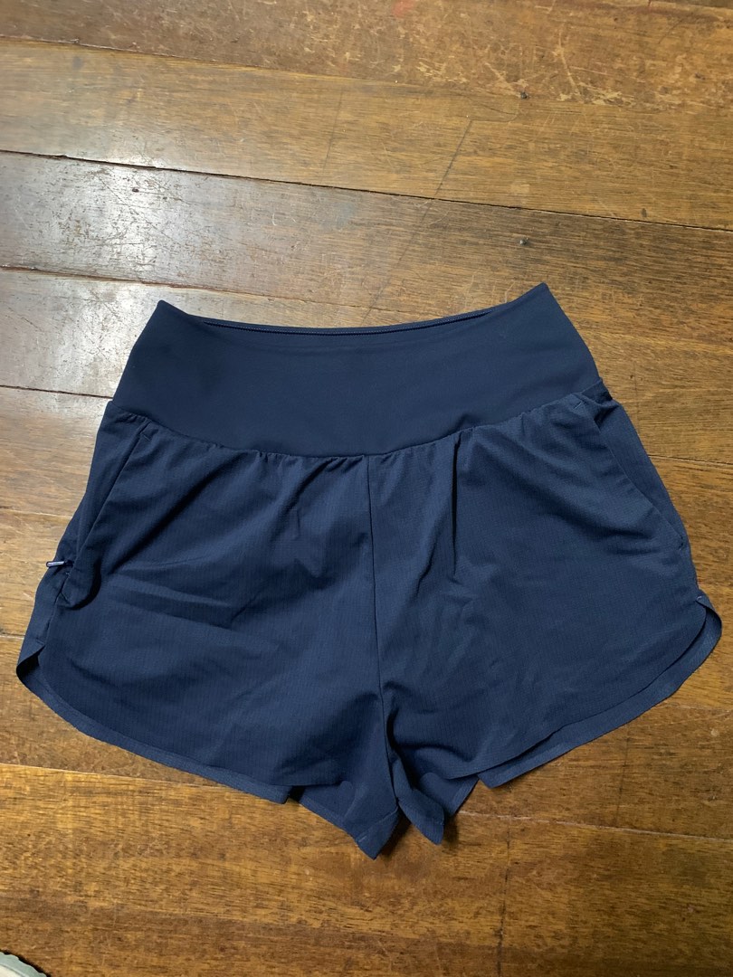 Uniqlo running shorts, Women's Fashion, Activewear on Carousell