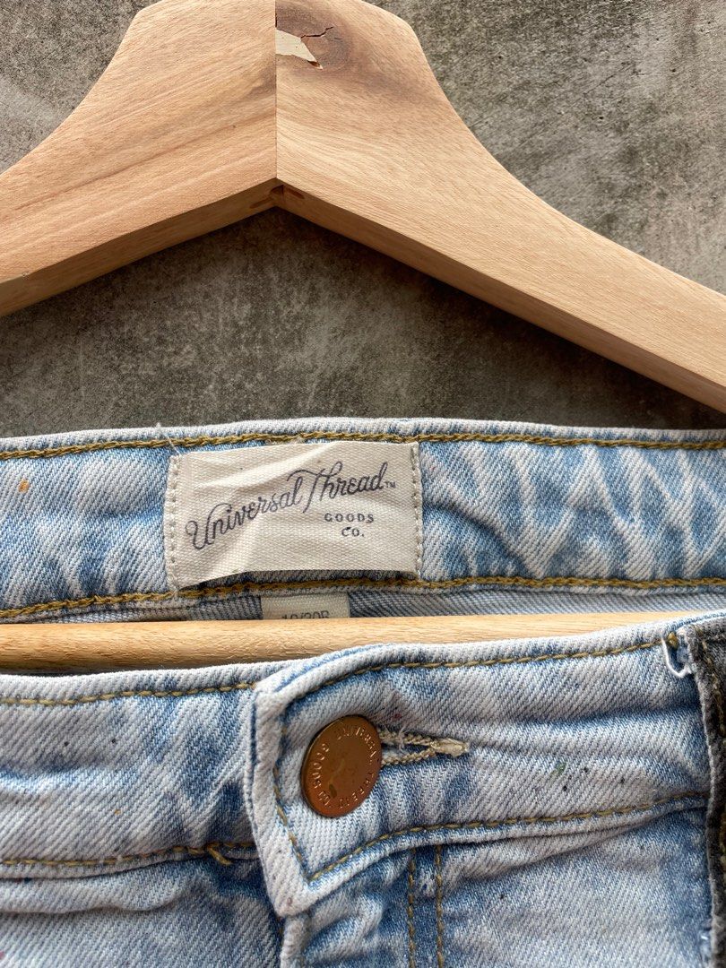 Universal Threads, Men's Fashion, Bottoms, Jeans on Carousell